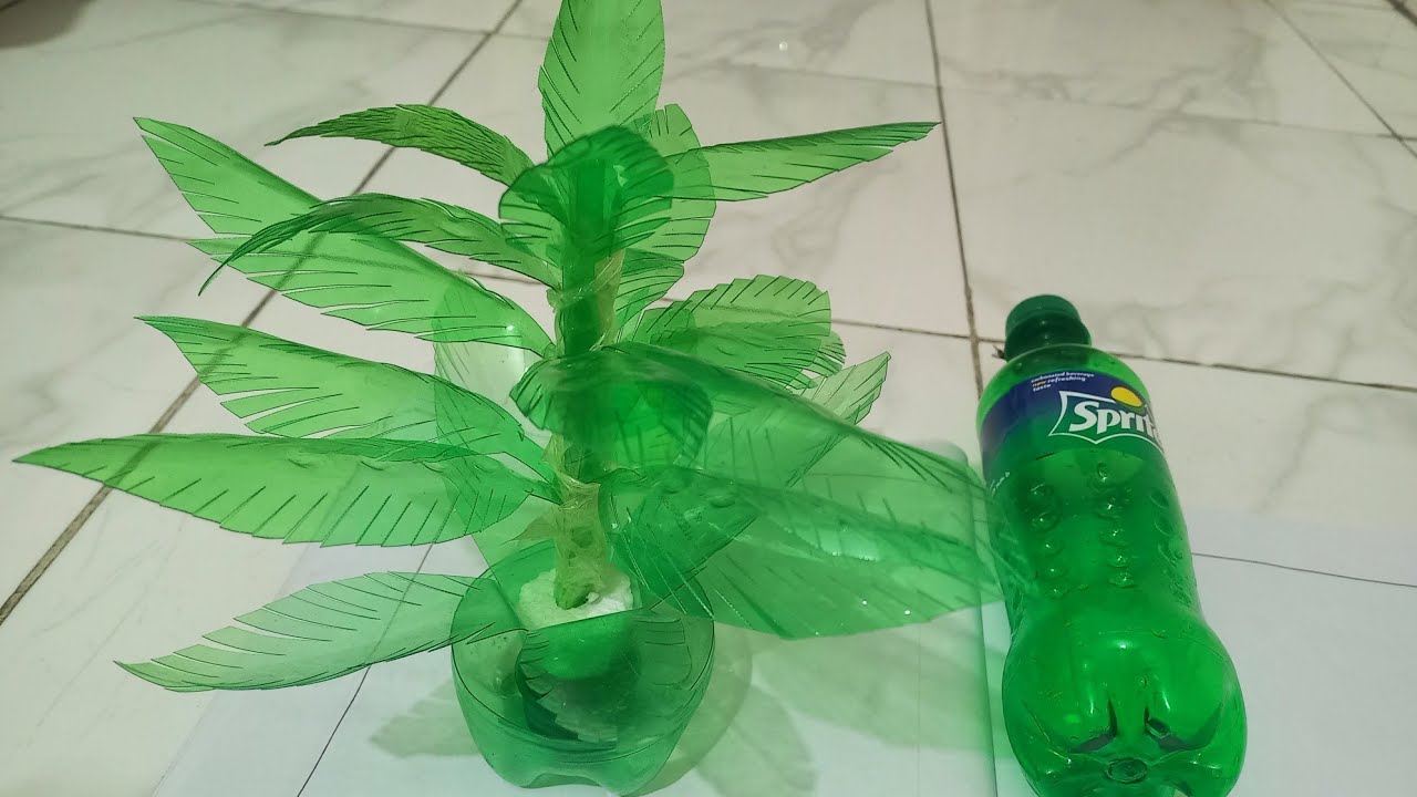 How to make plastic bottle art |DIY bottle tree - YouTube