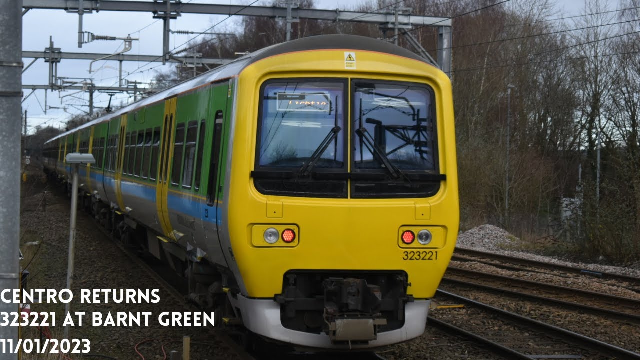 Centro Returns | 323221 at Barnt Green | 11/01/2023 - YouTube