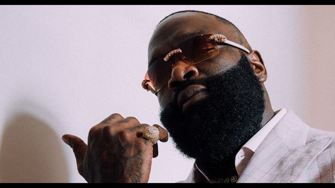 Rick Ross - Hella Smoke feat Wiz Khalifa - YouTube