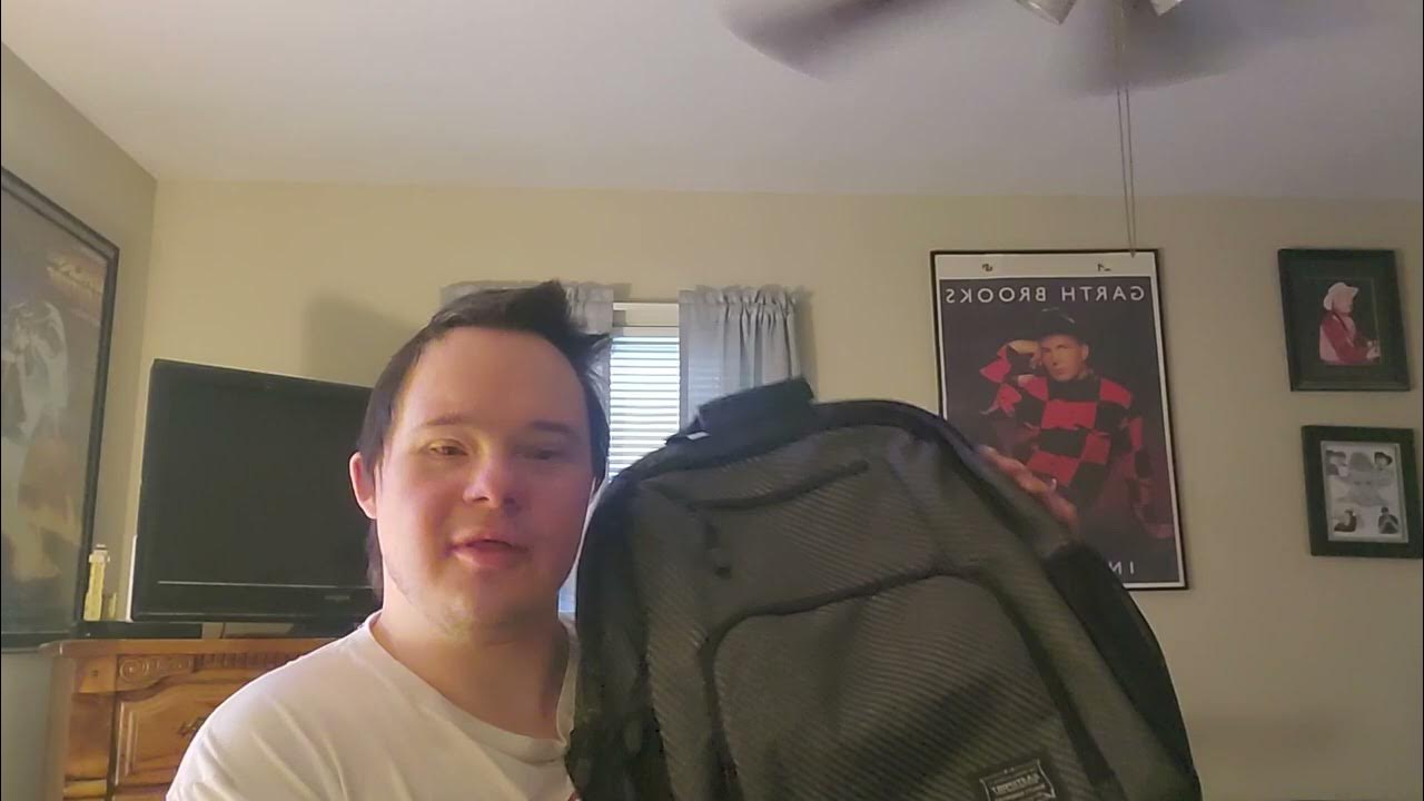 this is my backpack - YouTube