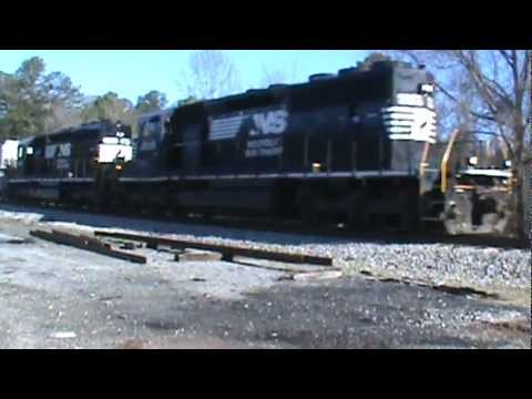NS 6099 leads NS Train G67 at Wansley JCT. in Carrollton, GA - YouTube