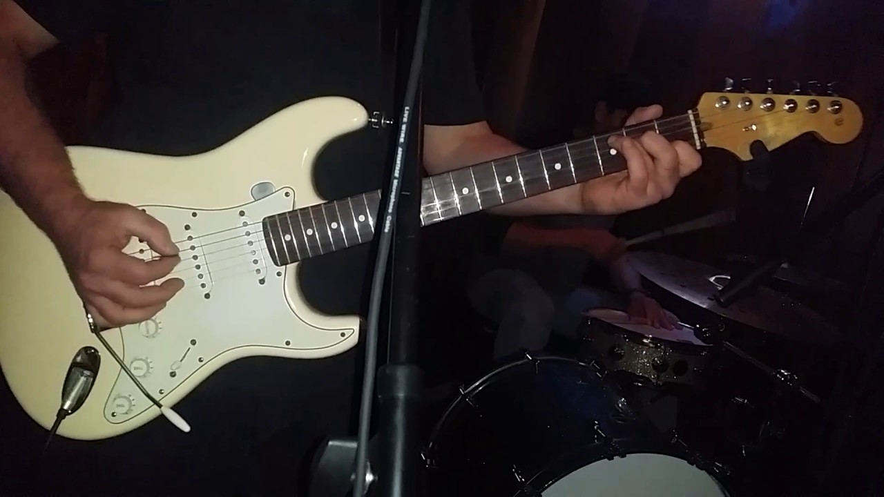 Danny Collet ROBERTS LOUNGE 2017 - YouTube