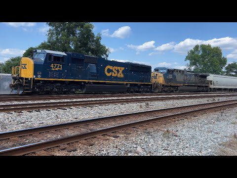 CSX 4771 & CSX 305 Entering The Manchester, Ga. Train Yard - YouTube