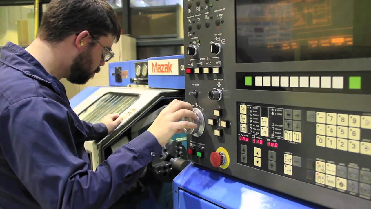 Le métier de machiniste (usinage numérique) - YouTube