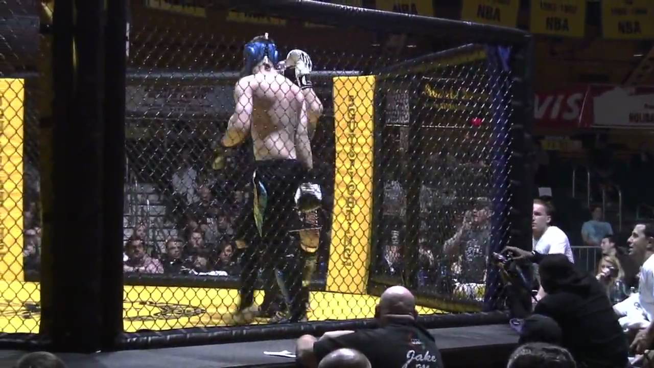 Cage Wars 2 - Mark Sheehan vs. Chris Wathen - YouTube