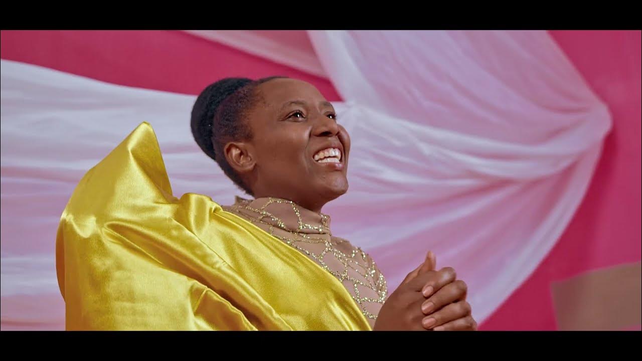 ZABRON SINGERS-ATAFANYA KITU (Official Video) - YouTube