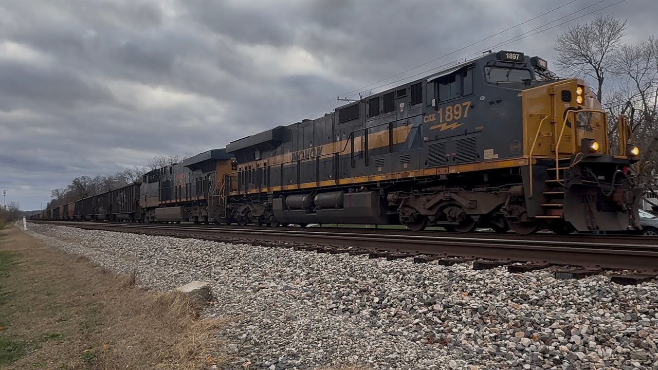 CSX C886 with CSX 1897 “Monon” leading through Glendale Ohio with radio ...