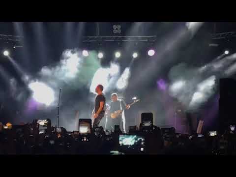 Deniz Üstü Köpürür- Haluk Levent (Konser)