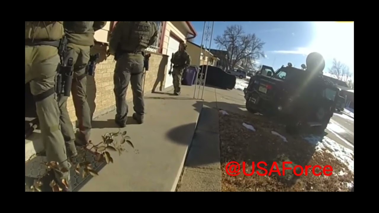 SWAT Team raid 90 year old woman's house #police #raid - YouTube