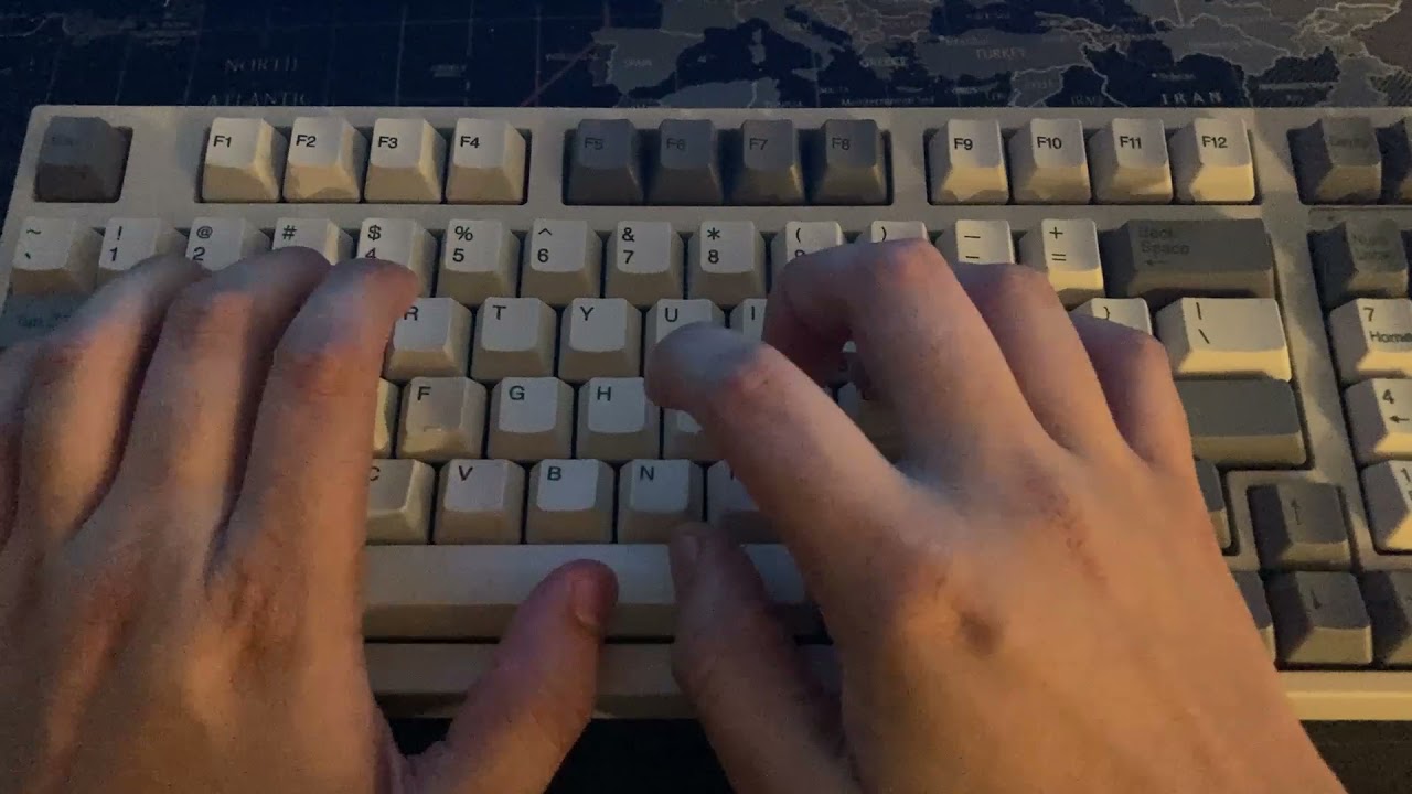Typing Random Stuff on my Leopold FC980C - YouTube
