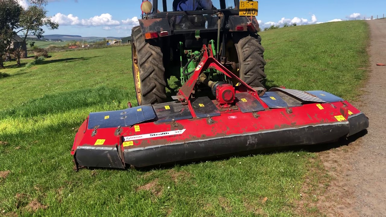Trimax stealth S2 340 finishing mower - YouTube