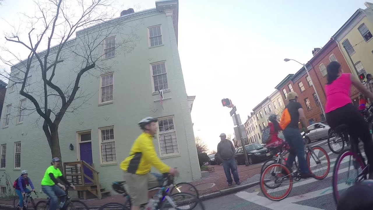 Baltimore Bike Party in just four minutes - YouTube