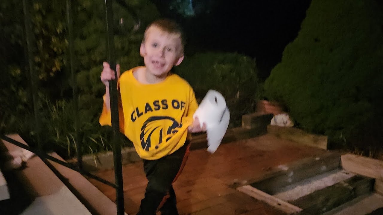 Bo's first goosey night! #halloween #gooseynight #kidsvideo - YouTube