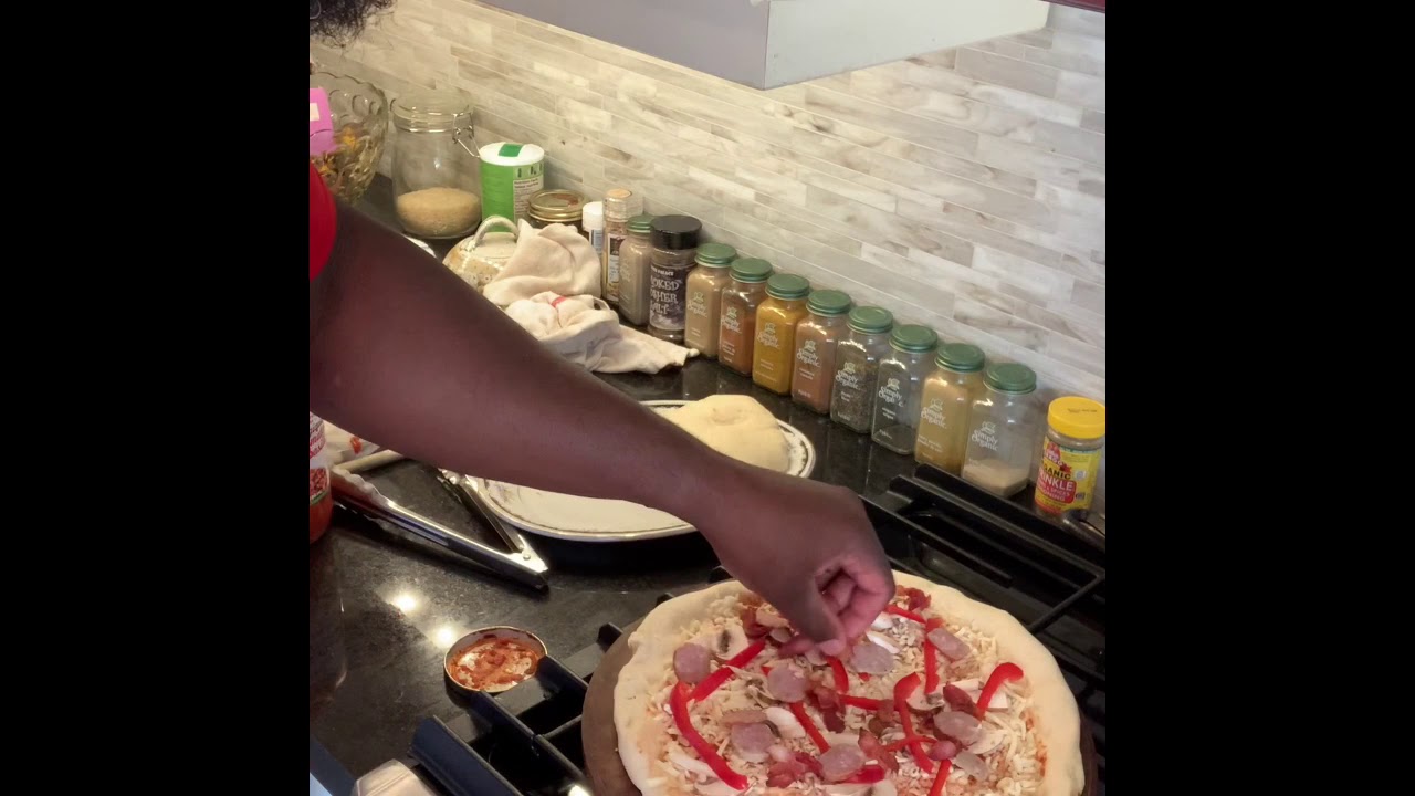 Pizza Finale With Chef Nathan - YouTube