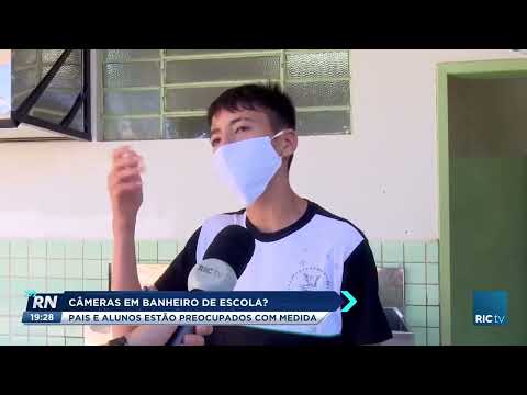 Câmeras em banheiro de escola: pais e alunos estão preocupados com medida