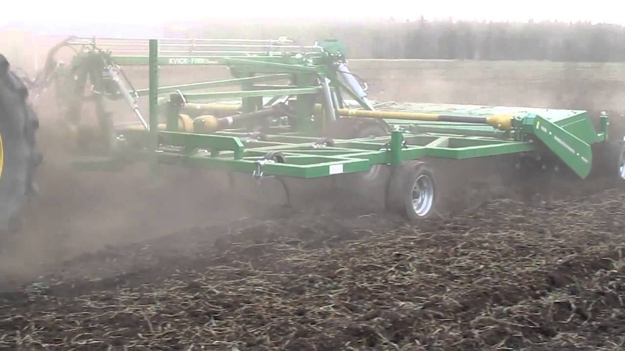 KVICK-FINN Couch-grass lifting machine - YouTube