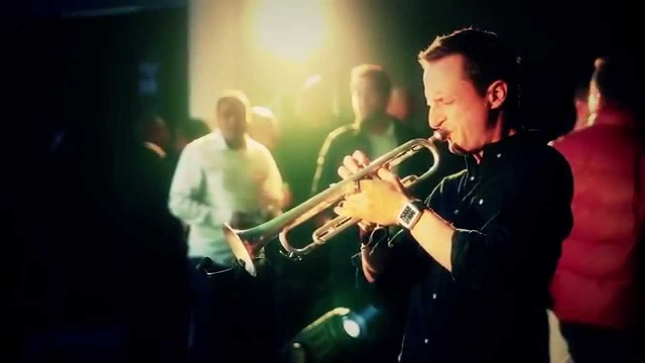 Gavin Knox-Grant - YouTube