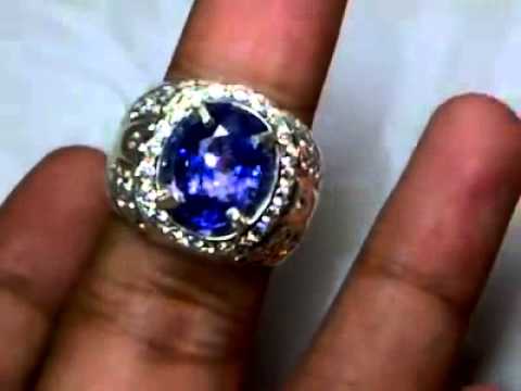 Natural Safir Color Change Safir 4.11 cts (Sold) - YouTube