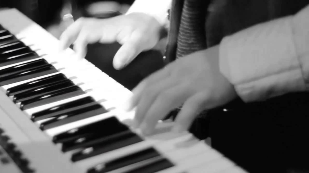 Nostalgias - Cynthia Nilson & Pablo Lagarde - YouTube