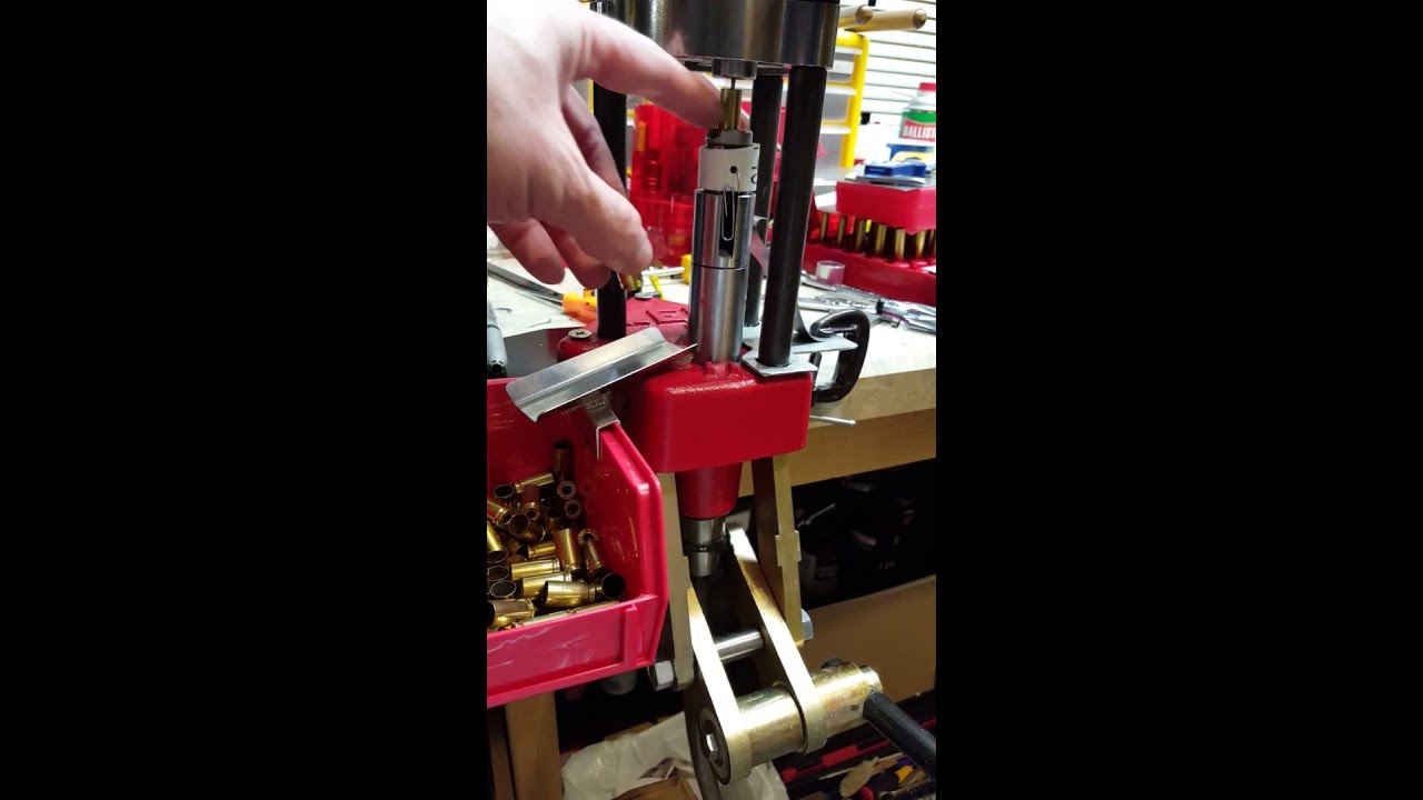 Lee Classic Turret Single Stage Case Ejector - YouTube
