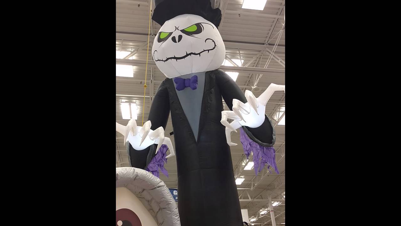 Lowe's Halloween 2016 Colossal 16ft Short Circuit Reaper - YouTube