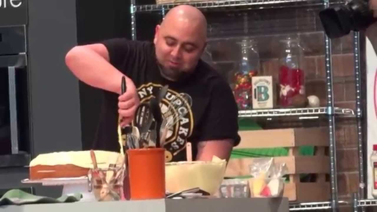 Duff Goldman from Ace of Cakes live in Sydney 22.3.14 - YouTube