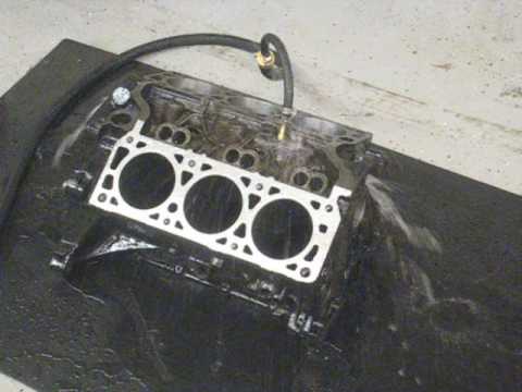 Engine block cleaning - YouTube