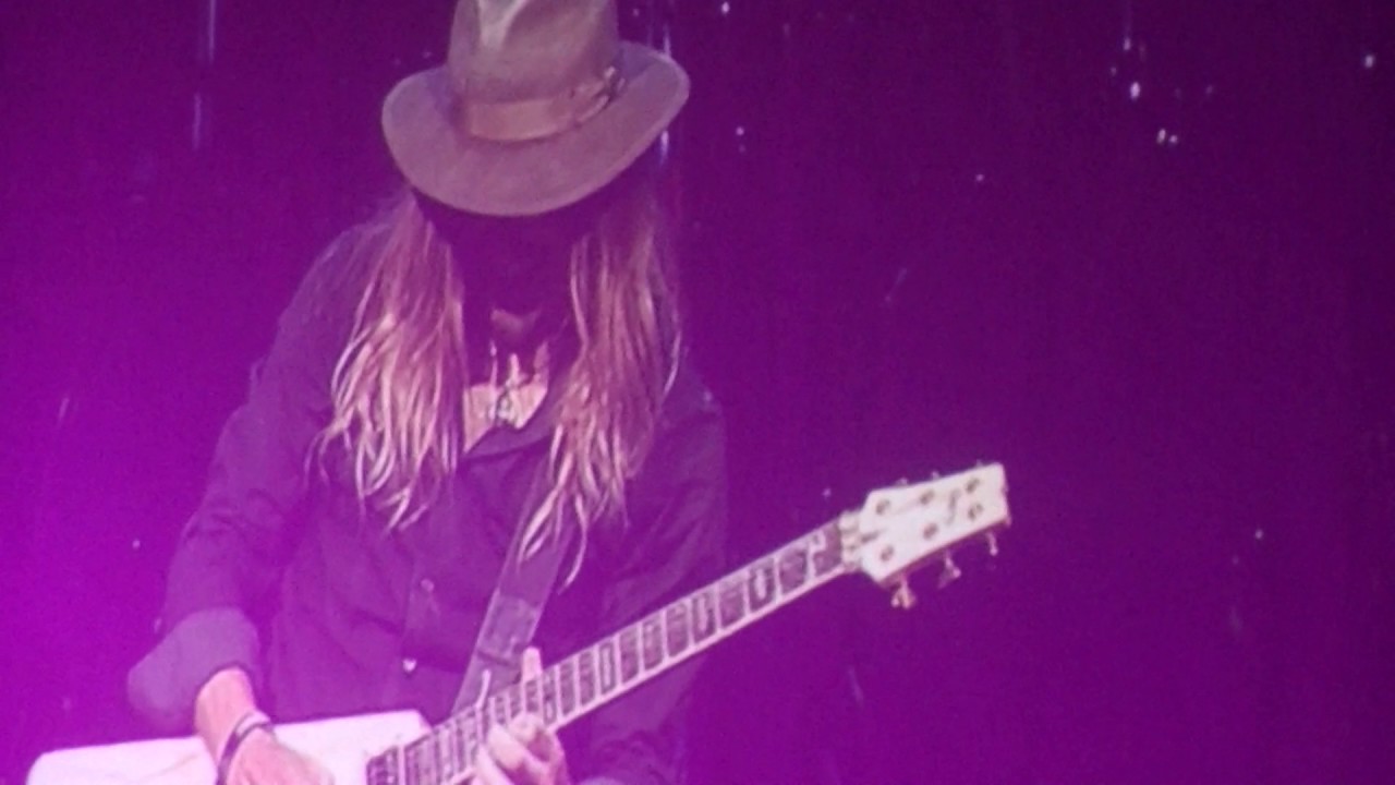 Poison - "CC Deville Guitar Solo" Live Charlotte, NC (PNC Music ...