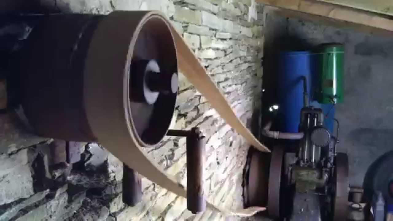 Orkney Barn Thresher Mill in Operation - YouTube