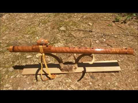 Falcon Flutes - Curly Redwood E Flute - YouTube