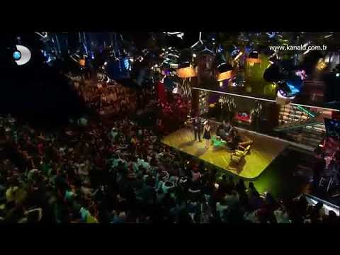 Beyaz ve Ayça çelik \