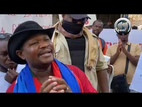 Rosemond Jean ak nèg Arabe la te oganize yon gwo sitin jounen mèkredi 6 desanm lan devan #BINUH ...