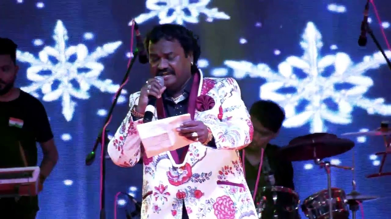 Anand Shinde Singing Song For Mangesh Dada | आनंद शिंदेंच्या सुरेल ...