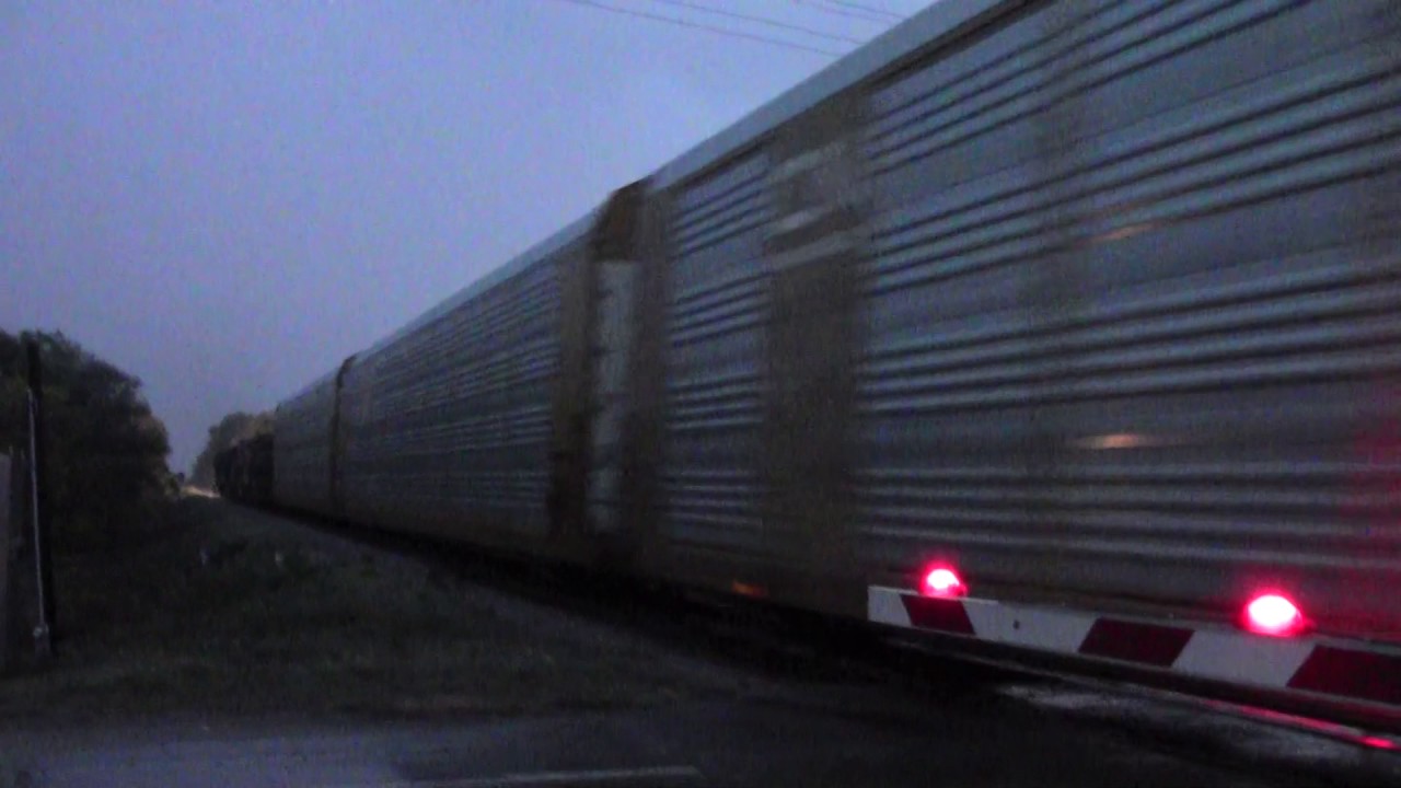 Gexr 432 Cn 5800 Gexr 3054 Gexr 3394 at Shakespere Ontraio Oct 16 2016 - YouTube