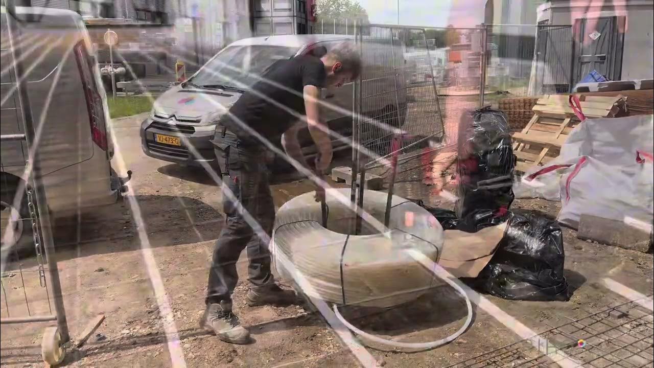 Kijk mee op de werkvloer! VLOERVERWARMING - YouTube