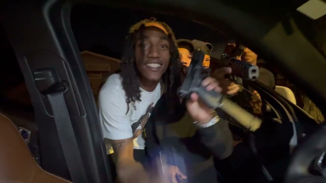 Chicago Rapper PGF MOODA Record themselves on Police Chase - YouTube
