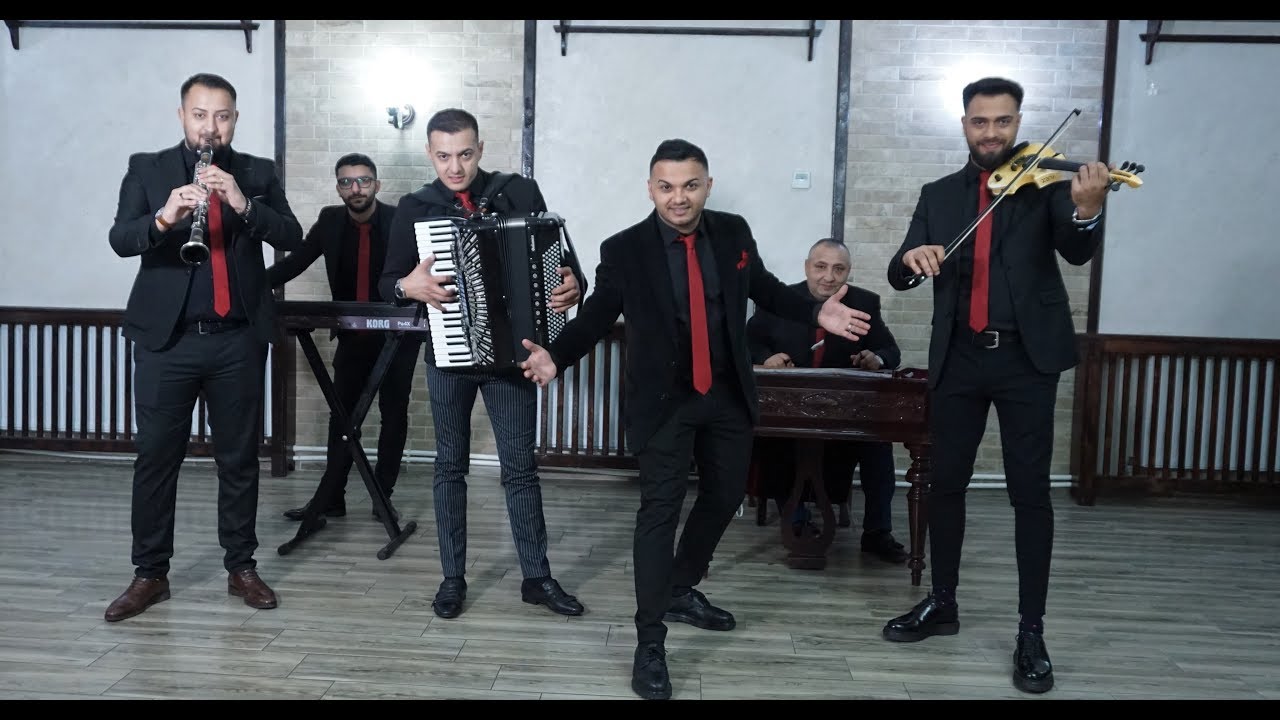 Denis Ramniceanu Band - 2 ochi negri eu am iubit (Live Event) 2019 ...