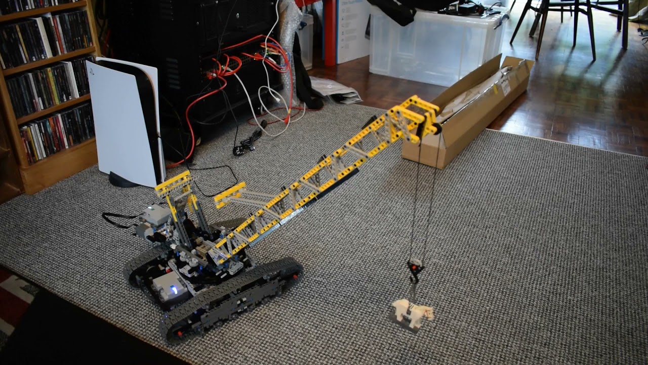 Lego Crawler Crane - YouTube
