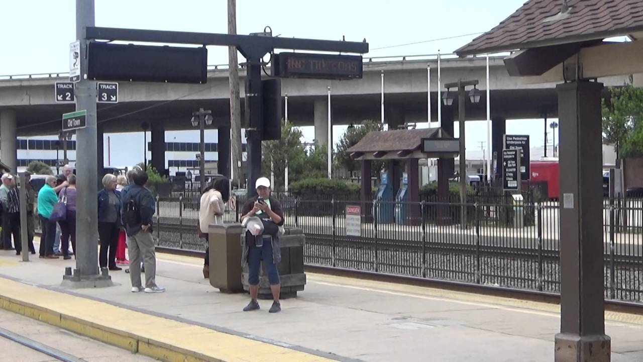 Coaster Train 685 F40ph 2105 Arrived At Old Town - YouTube