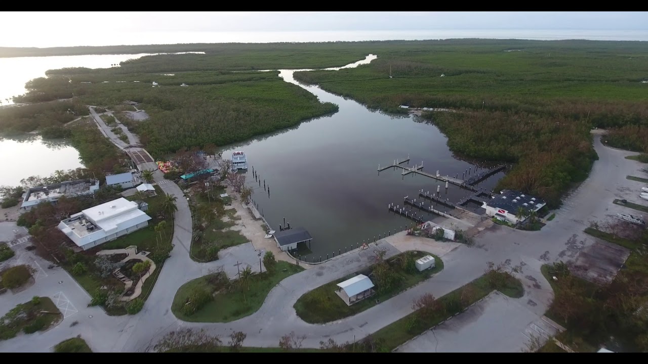 Drone footage of John Pennekamp State Park in Key Largo, FL after ...