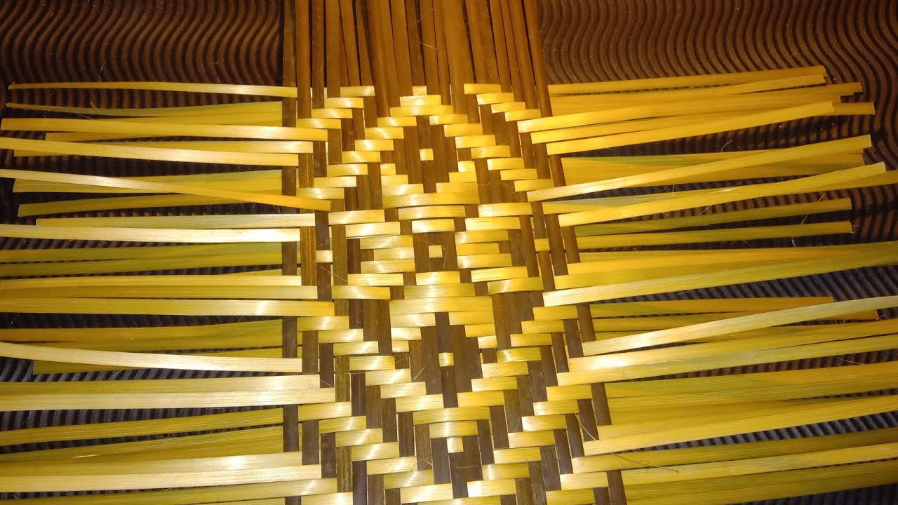 Cara menganyam bambu untuk pemula motif kelarai bunga cina type B - YouTube