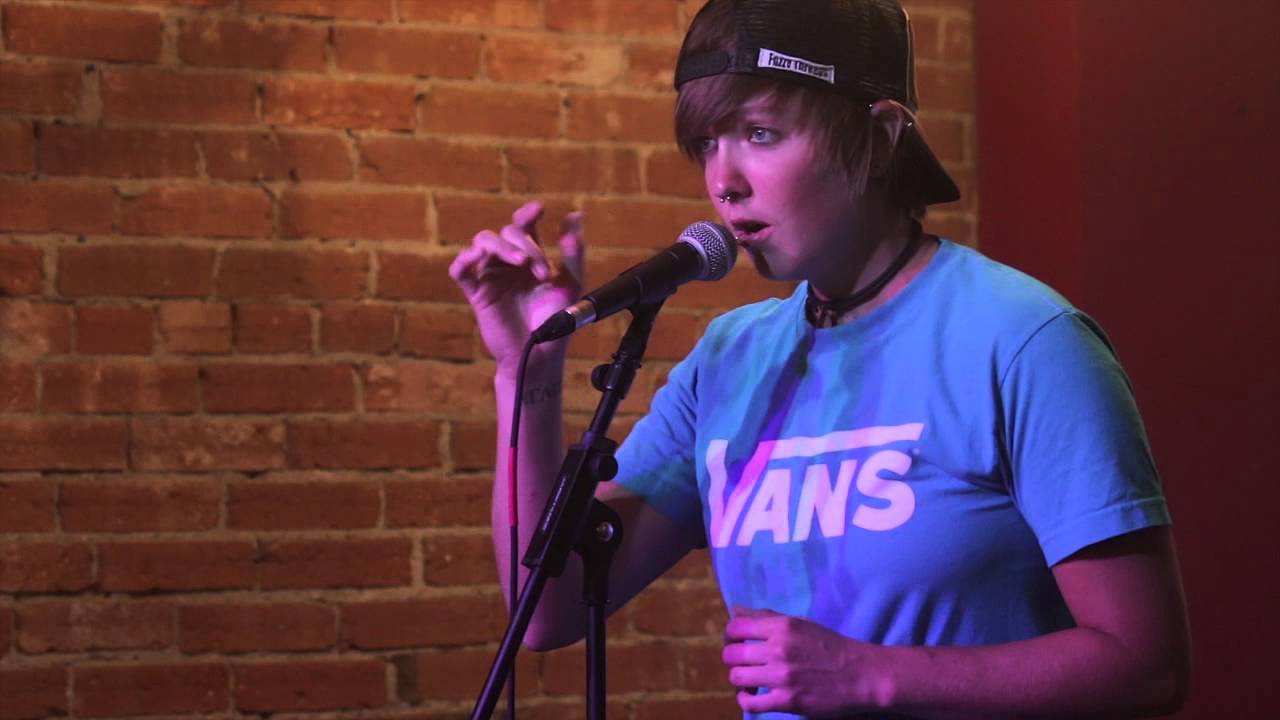 Erin Klein 2 – slam poet – Durango, Colorado - YouTube