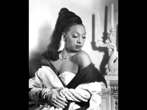 Joséphine Baker - \