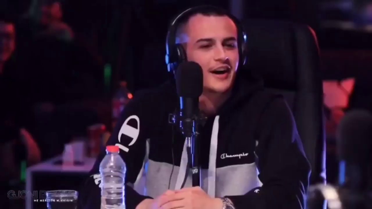 DON XHONI- FREESTYLE AJE NORMAL (Official Video) - YouTube