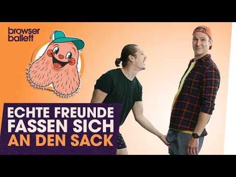 Echte Freunde fassen sich an den Sack