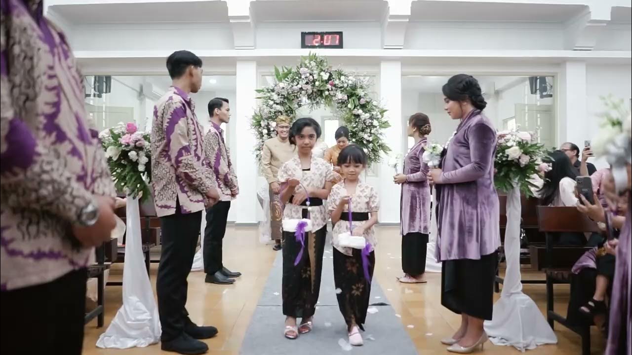 Teaser Wedding of Uchi & Sopyan - RefnaWedding - YouTube