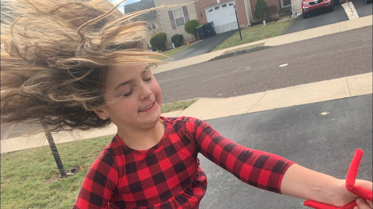 Sticki tolls - YouTube