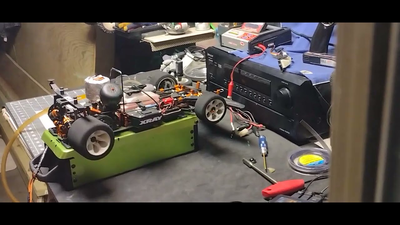 XRay RX 8 Break in video -2nd tank - YouTube