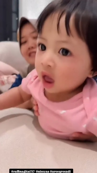 Tth sampe mangap2 pengen ikutan main bola sama aa nya😂#babylily#babyrans#baby#raffinagita# ...