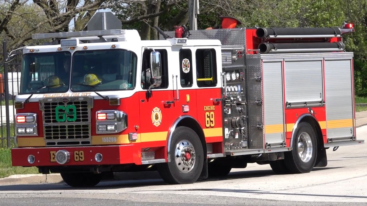 PFD Engine 69 Responding HORN - YouTube